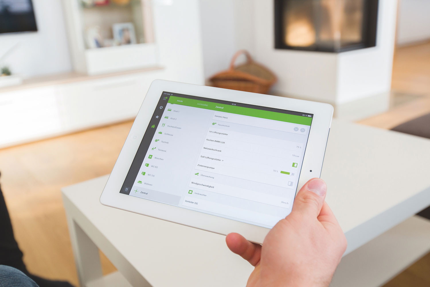 Smart Home – Intelitron GmbH | Industrietechnik - Elektroinstallation ...